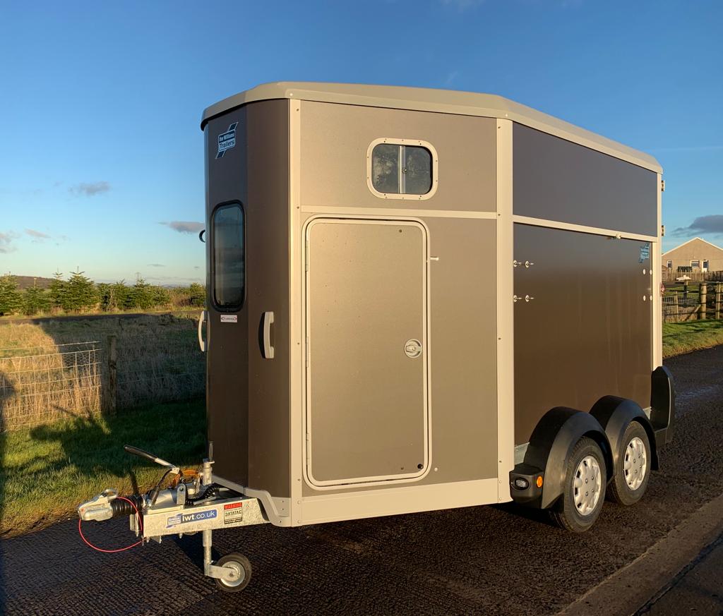 New Horseboxes | TH Jenkinson | New & Used Ifor Williams Trailers in ...